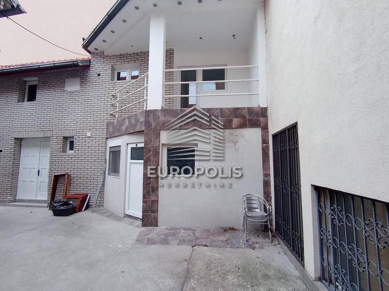 Rade Končara, Meandri, Zemun ID#5176 169.900 €