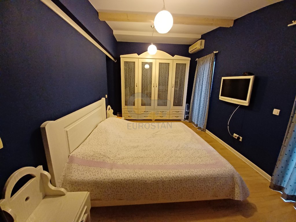 Golubačka Crveni krst ID#42468 300.000 €