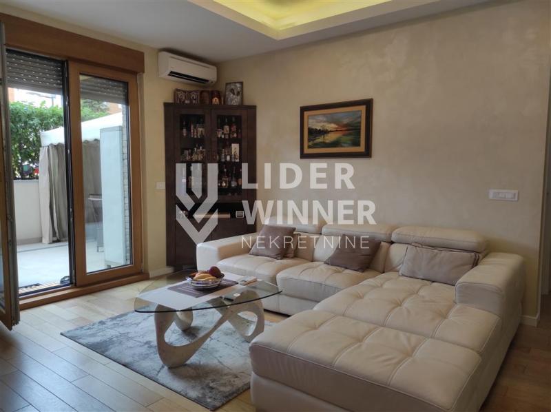 Lux stan u A bloku 2.5 ID#118675 395.000 €