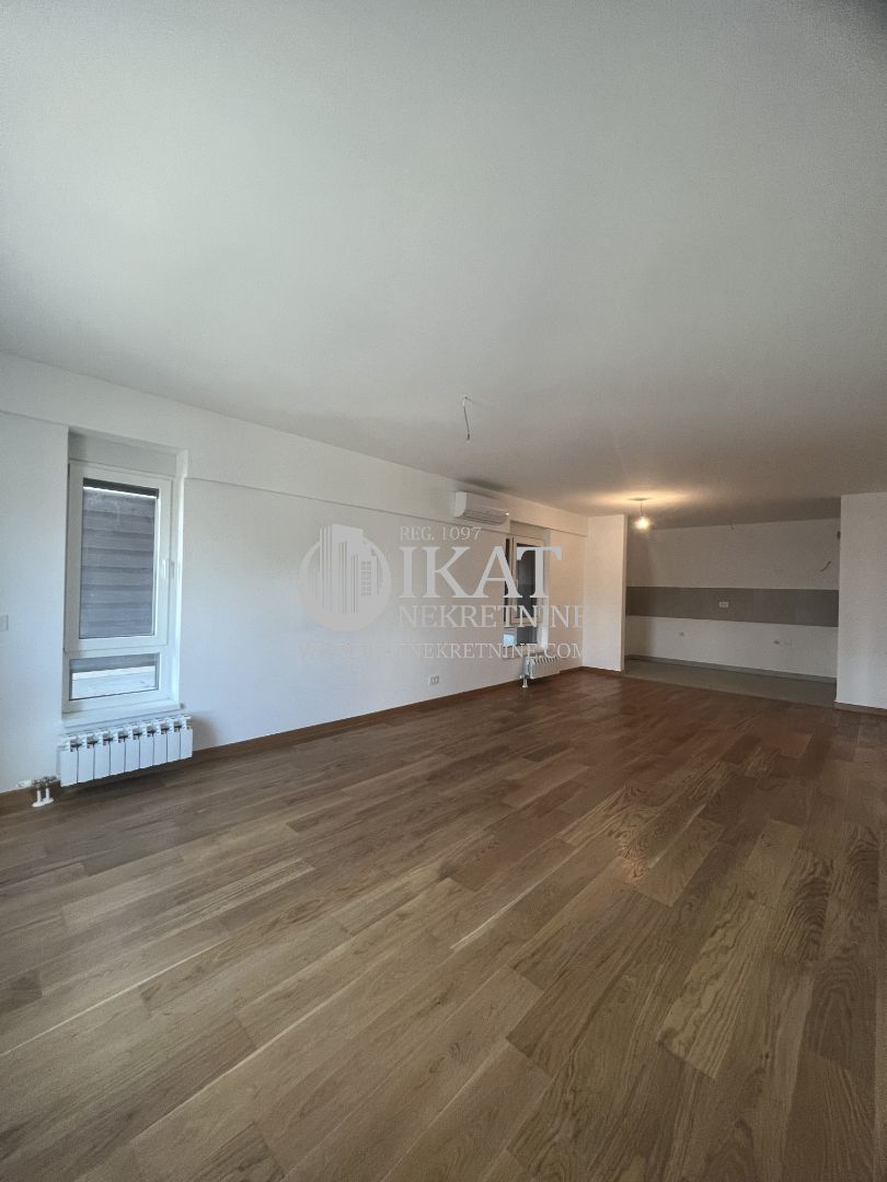 Novi Beograd, blok 65, Tošin Bunar 70m2 ID#3296
252.000 €