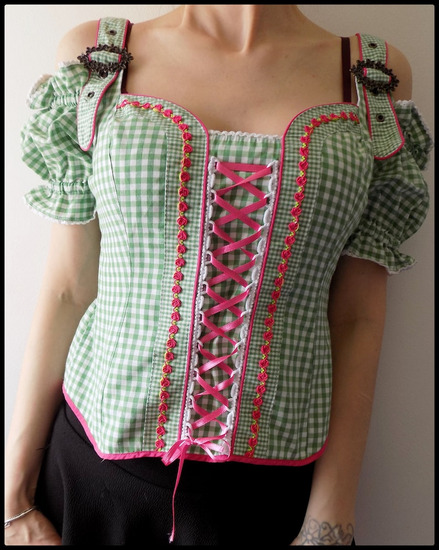 Vintage dirndl košuljica