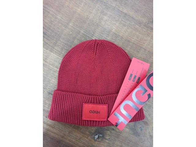Hugo Boss zimska kapa unisex crvene boje K4
