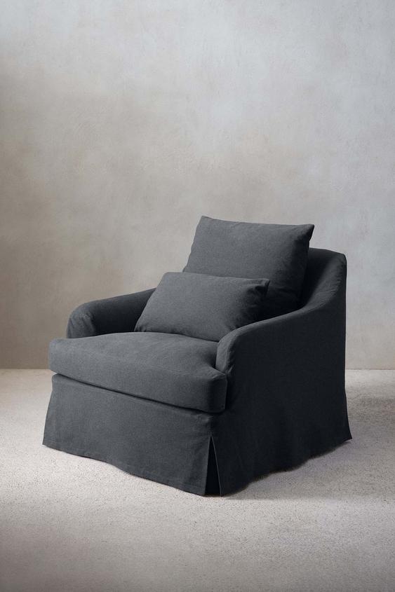 ARMCHAIR 01