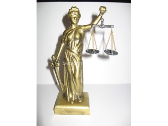 2. figura justicija, boginja pravde,staro zlato-zlatno postolje