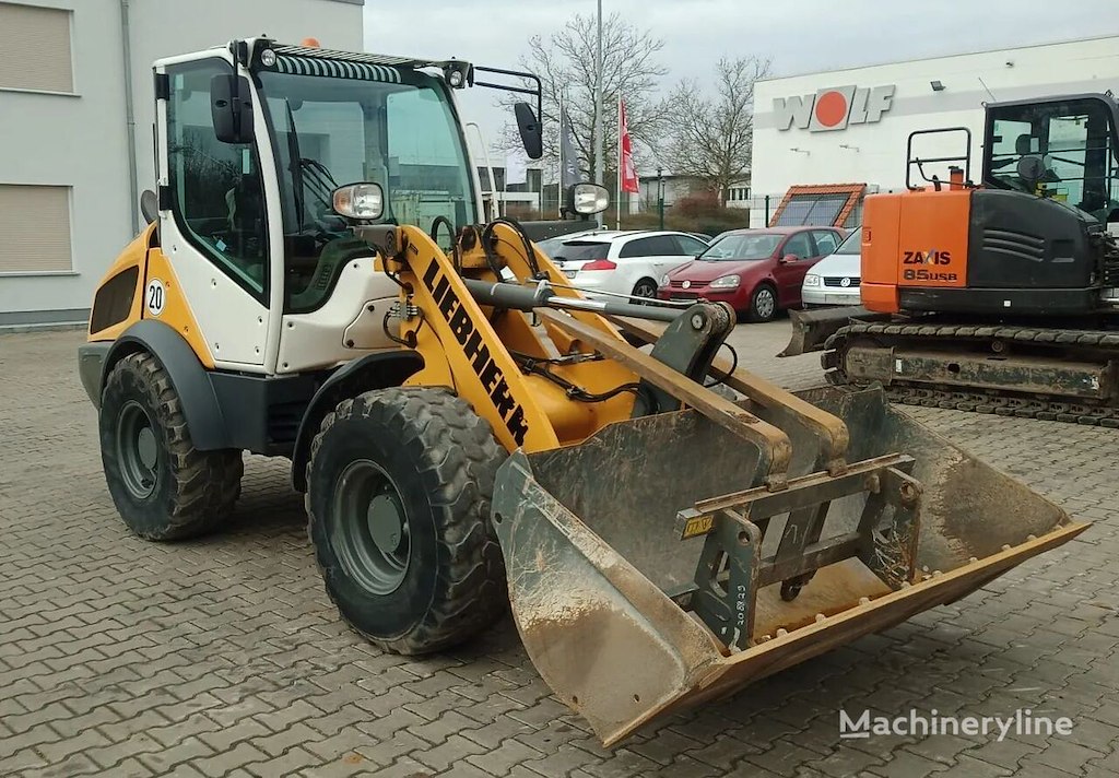 Liebherr L506C prednji utovarivač