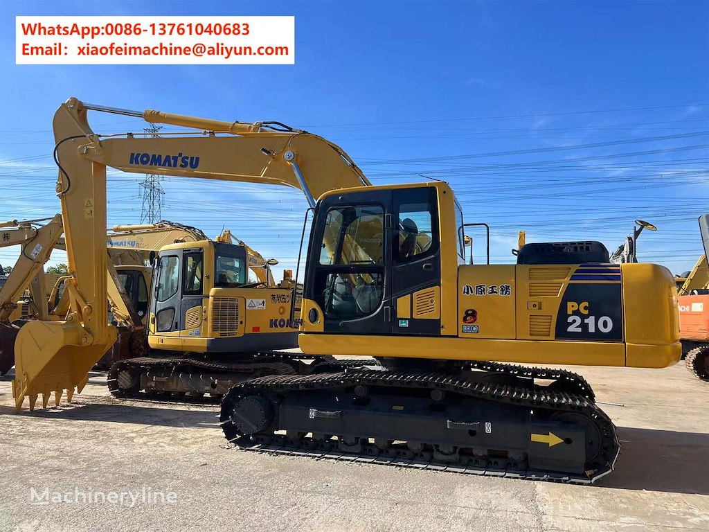 Komatsu PC210-8 bager guseničar