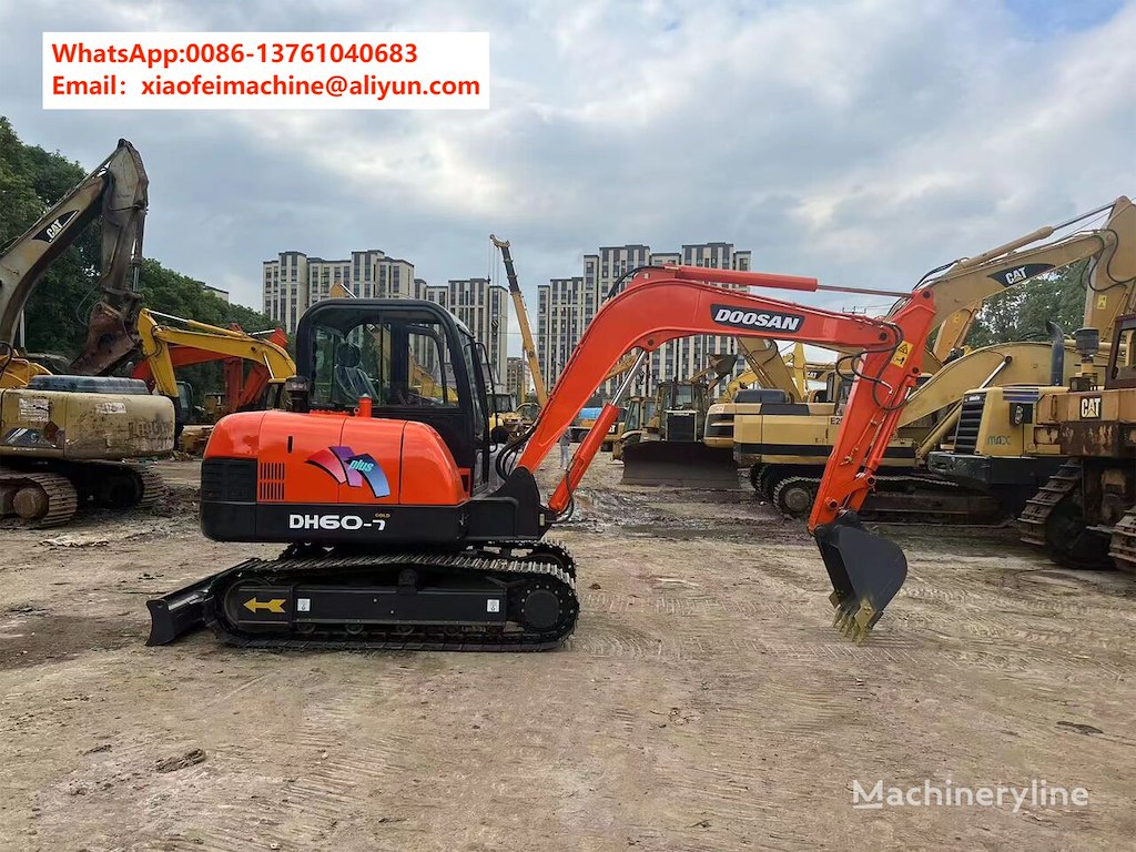 Doosan DH60-7 bager guseničar