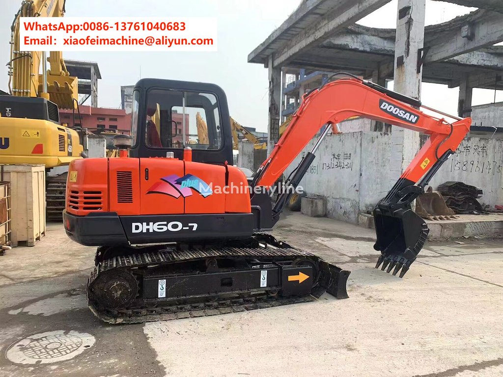 Doosan DH60-7 bager guseničar