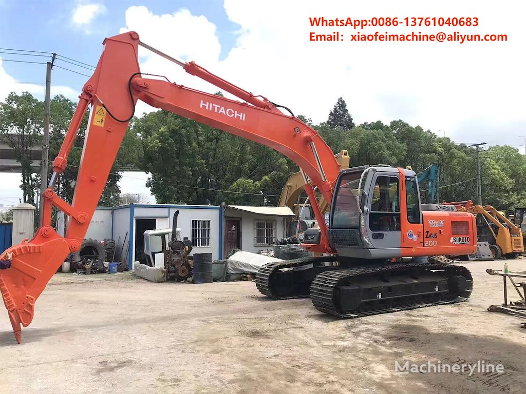 Hitachi ZX200 bager guseničar