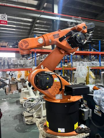 Industrijski robot
KUKA KR60-3 KR C4