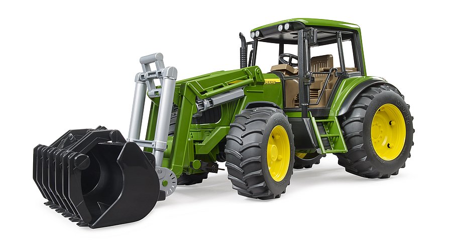 Traktor John Deere sa prednjim utovarivačem