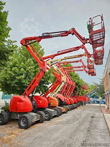 Teleskopska radna platforma
JLG 450AJ