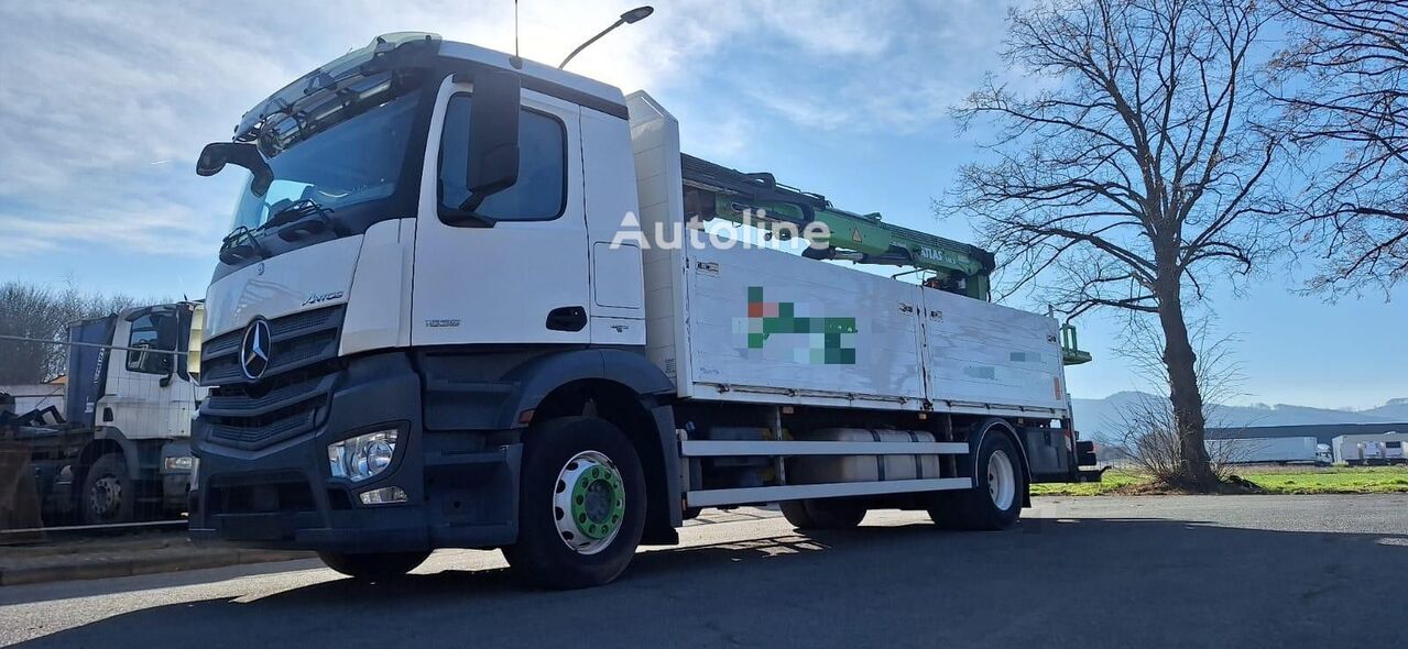 Mercedes-Benz 1835 Antos 4x2 Klima 1-Hand kamion s ravnom platformom