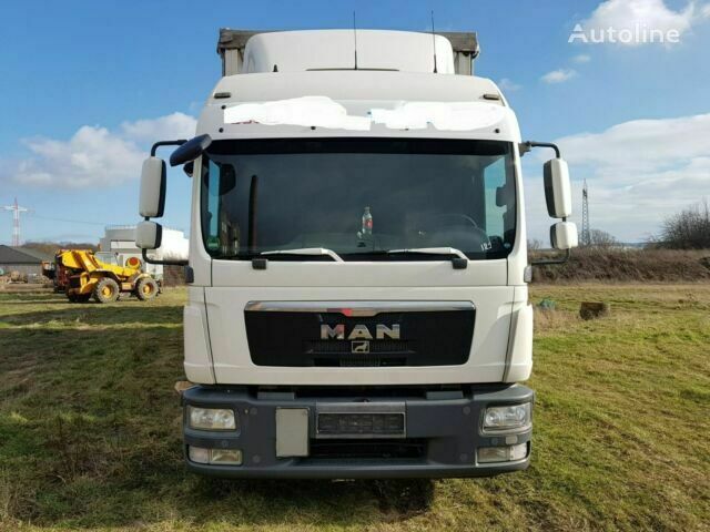 MAN TGL8.240 G.Haus/2xBett Klima AHK kamion s ceradom