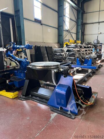 Laserski klading robotski sistem
Yaskawa/Laser Cladding GP50/YRC1000