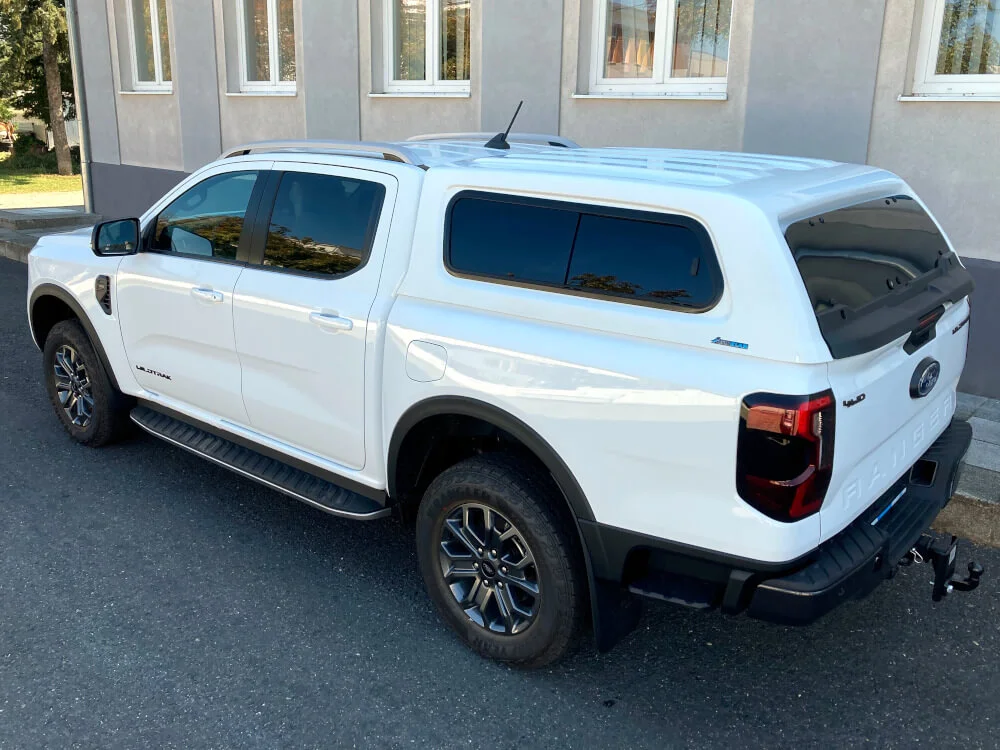 Aeroklas Hardtop sa bočnim prozorima (u boji) – Ford Ranger D/C 2023+