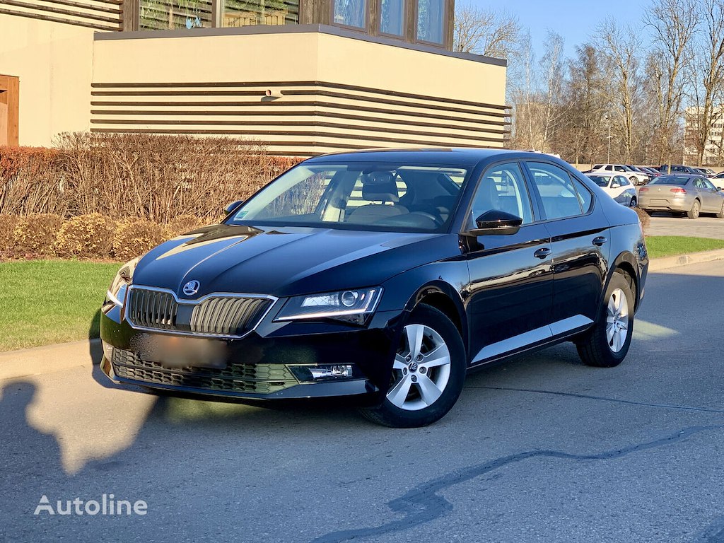 Škoda Superb sedan