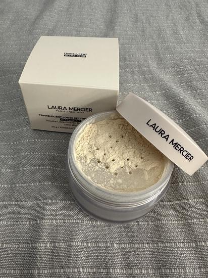 laura mercier translucent powder