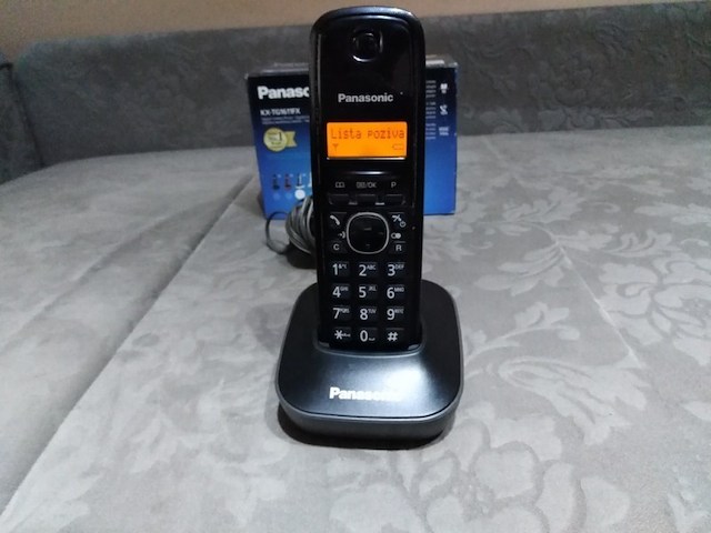 Panasonic  telefon KxTg1611fx u Kutiji+Baterije.