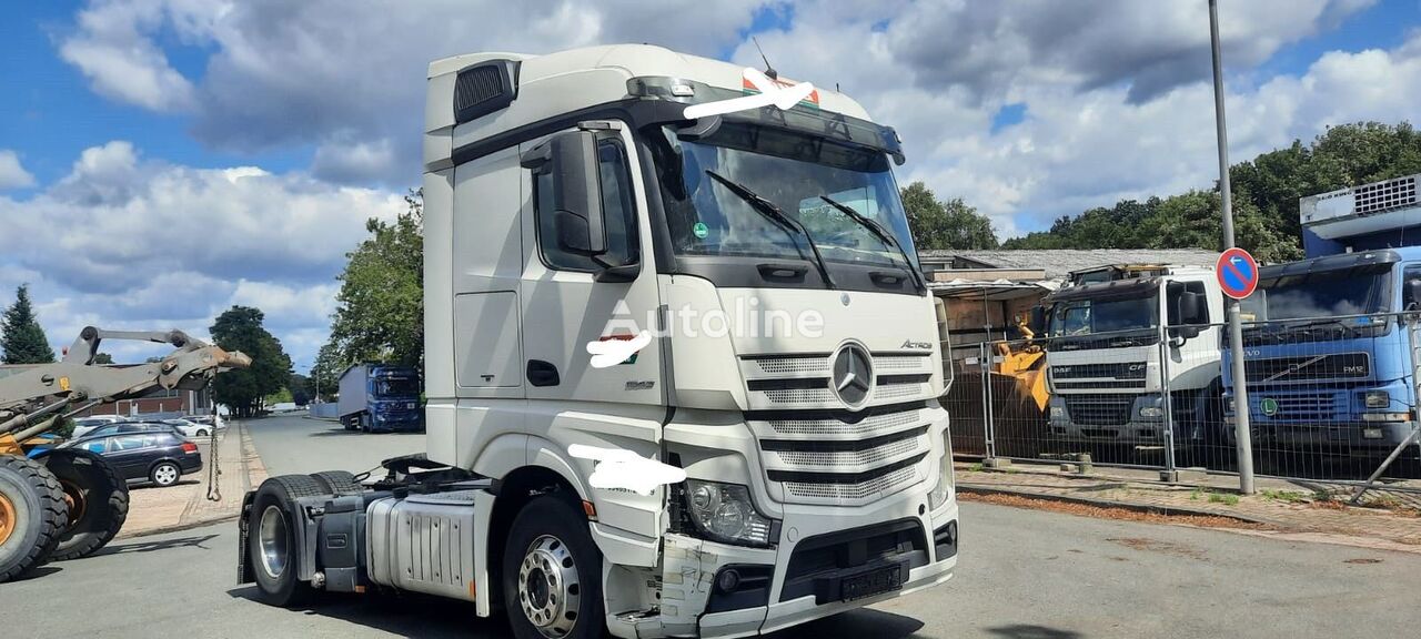 Mercedes-Benz Actros 1843LS Stream Space Kompressor:D9000 tegljač