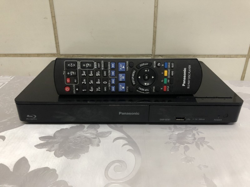 PANASONIC DMP-BD81 Blu-ray Player