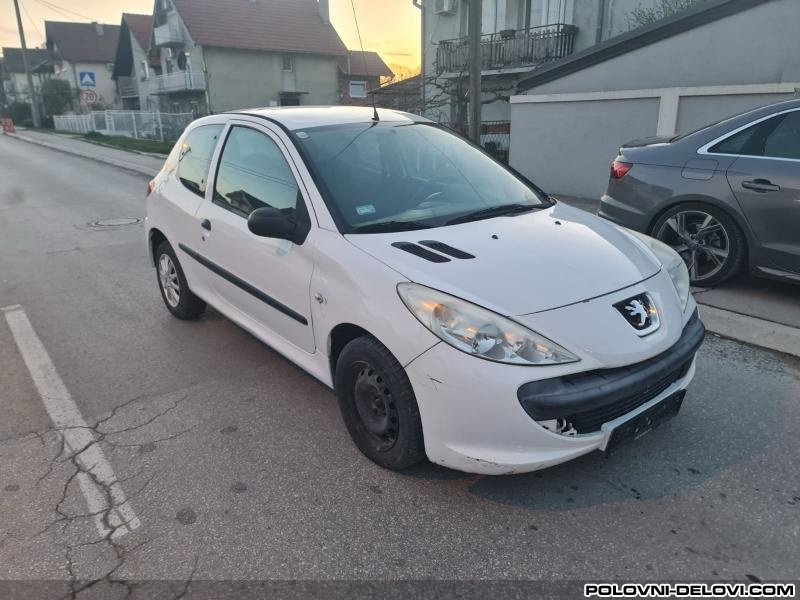 Peugeot 206 PLUS 1.4 HDI Kompletan Auto U Delovima