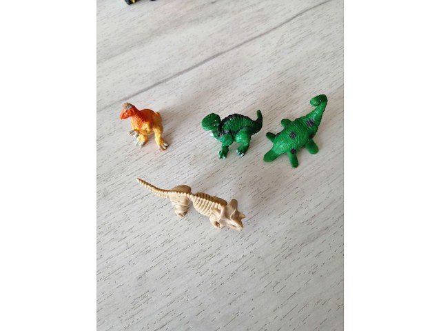 Igračke - Dinosaurusi (mali) 4 komada