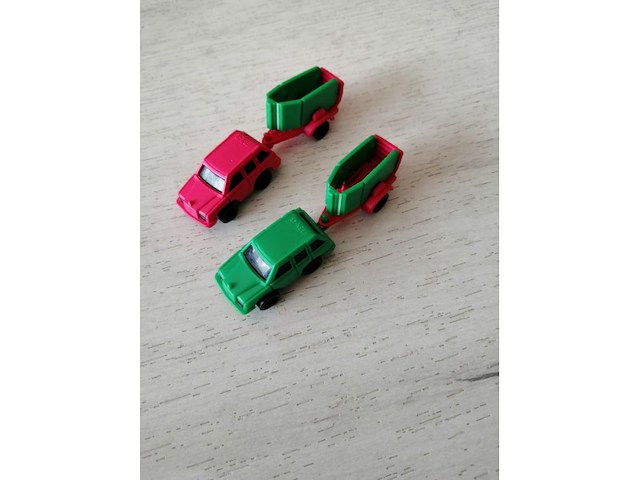 Kinder figurice - Dva teretna automobila K95 N46