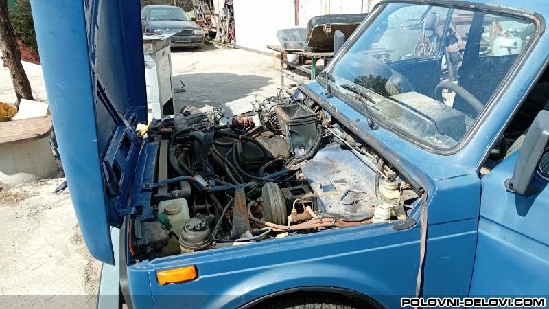 Lada Niva 17i Kompletan Auto U Delovima