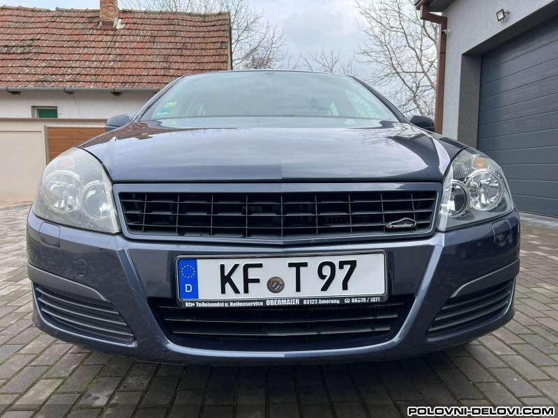 Opel Astra H Karoserija