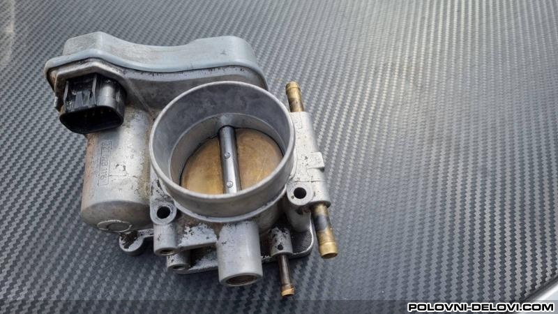 Opel Vectra 1.8 Benzin Motor I Delovi Motora