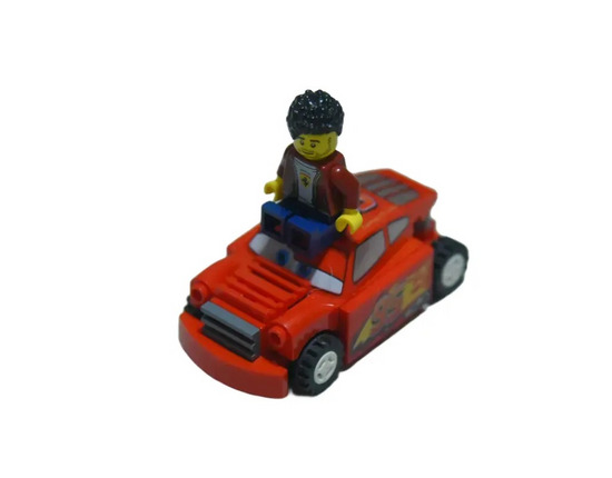 LEGO Cars Dizni autic i vozac