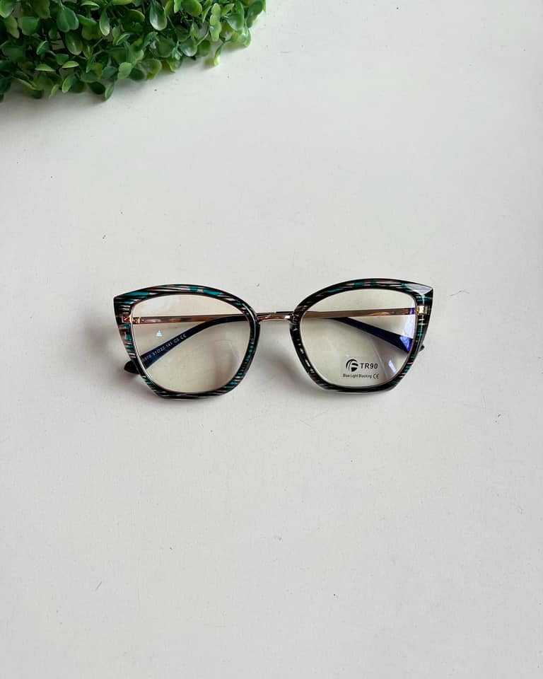 Dioptrijske naočare 12