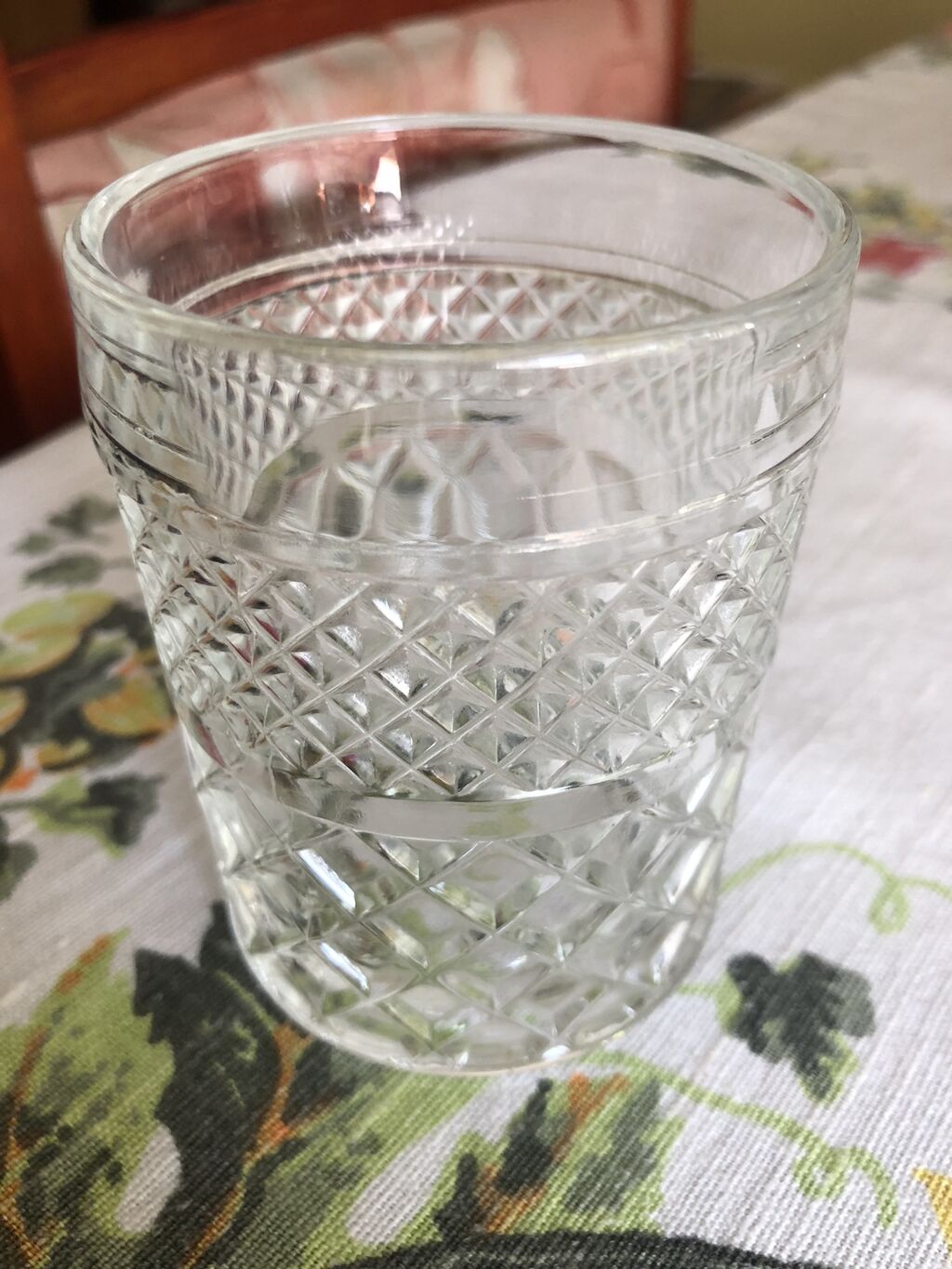Pet čaša za vodu, sok ili žestoka pića, visina 9cm, prečnik 7cm. Čaše