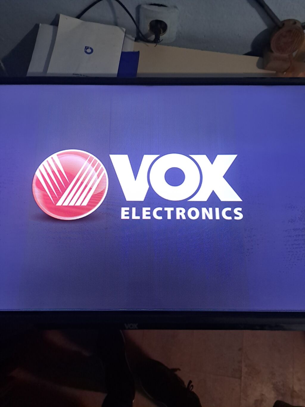 Vox tv 32" smart