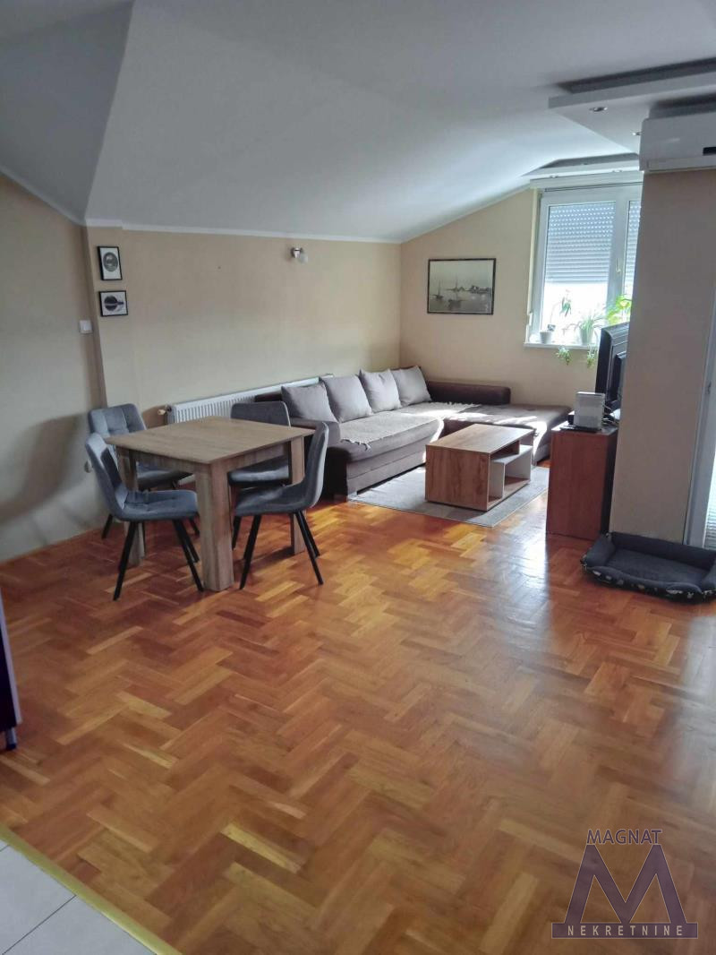 Stan,NOVI SAD,NOVA DETELINARA,kv: 80, € 170000, ID: 1018738