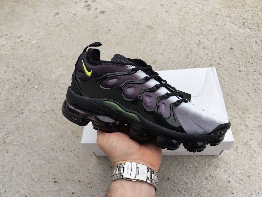 Nike Air VaporMax Plus Black Volt