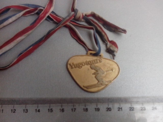 jugotursova skijaska medalja iz sfrj