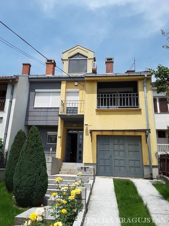 Prodaja, Kuća, 187. 00m2 , Vinogradi