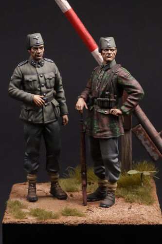 The Bodi Miniatures 35210 Waffen SS Soldiers - Division 'Handschar' (WW II)