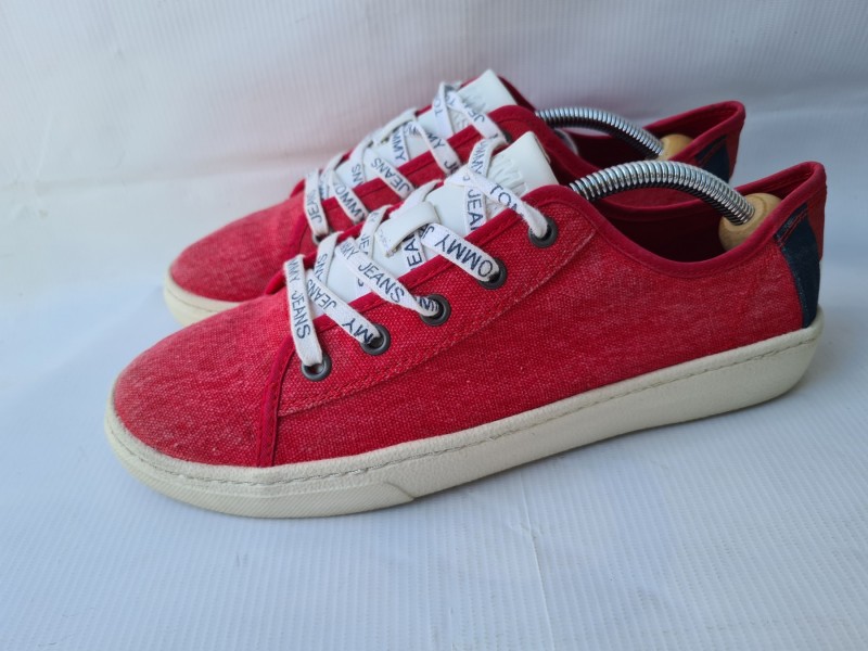 Original TOMMY JEANS patike 6.5*40*25.5 kao NOVE