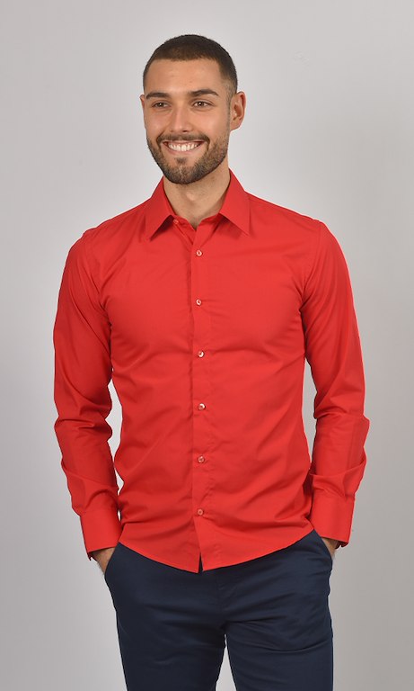 Muška crvena košulja