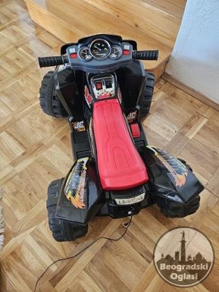 Prodajem bicikla.Motor na bateriju