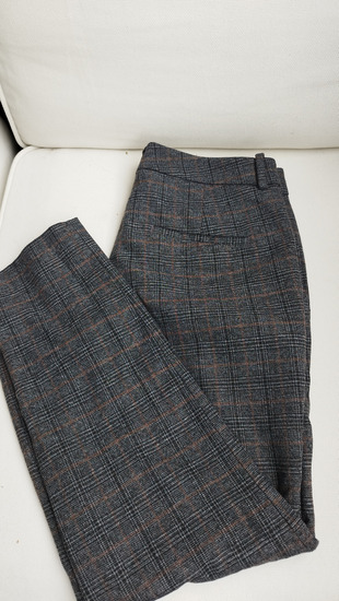 Zara karirane pantalone