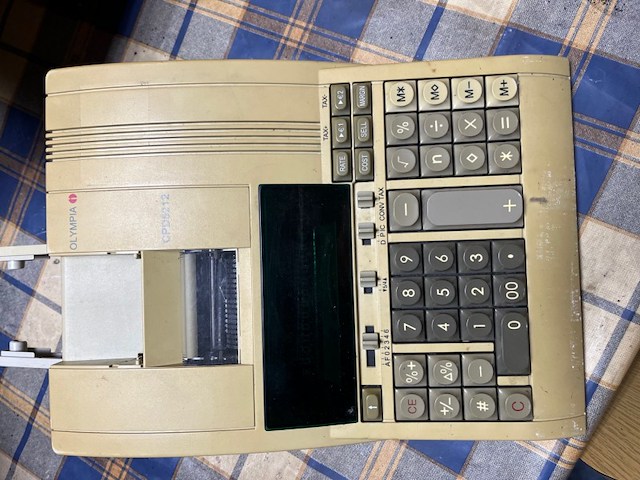 Računska Mašina Olympia CPD5212