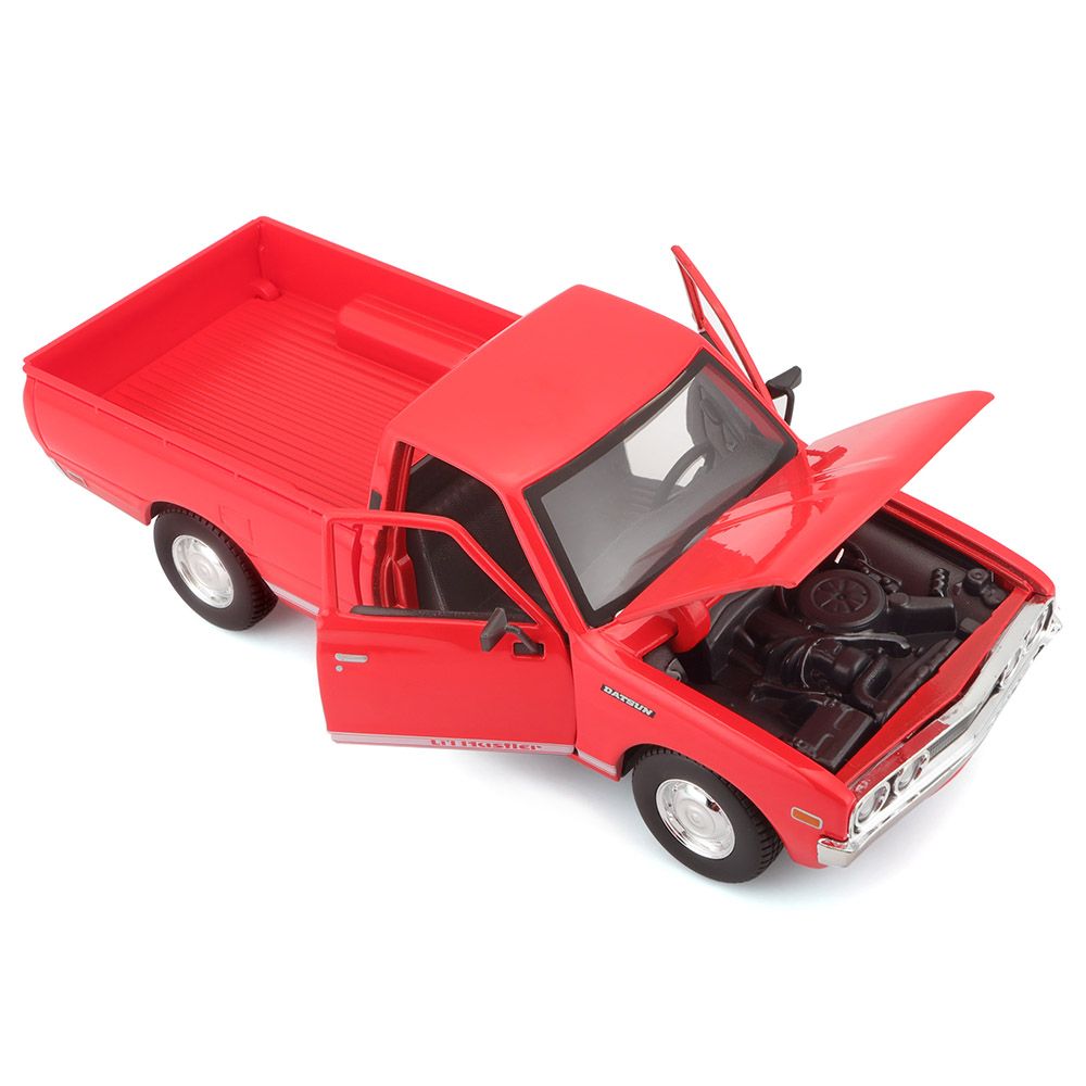 MAISTO METALNI AUTO 1:24 DATSUN 620