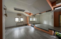 Lux poslovni prostor, izdaje se 212m2 ID#7398