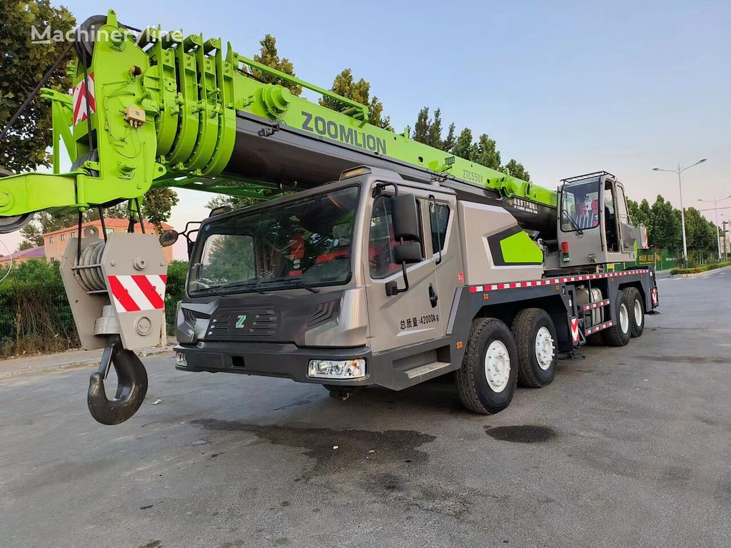Zoomlion Zoomlion ZTC550V 55 ton used hydraulic mounted mobile truck cran pokretna dizalica