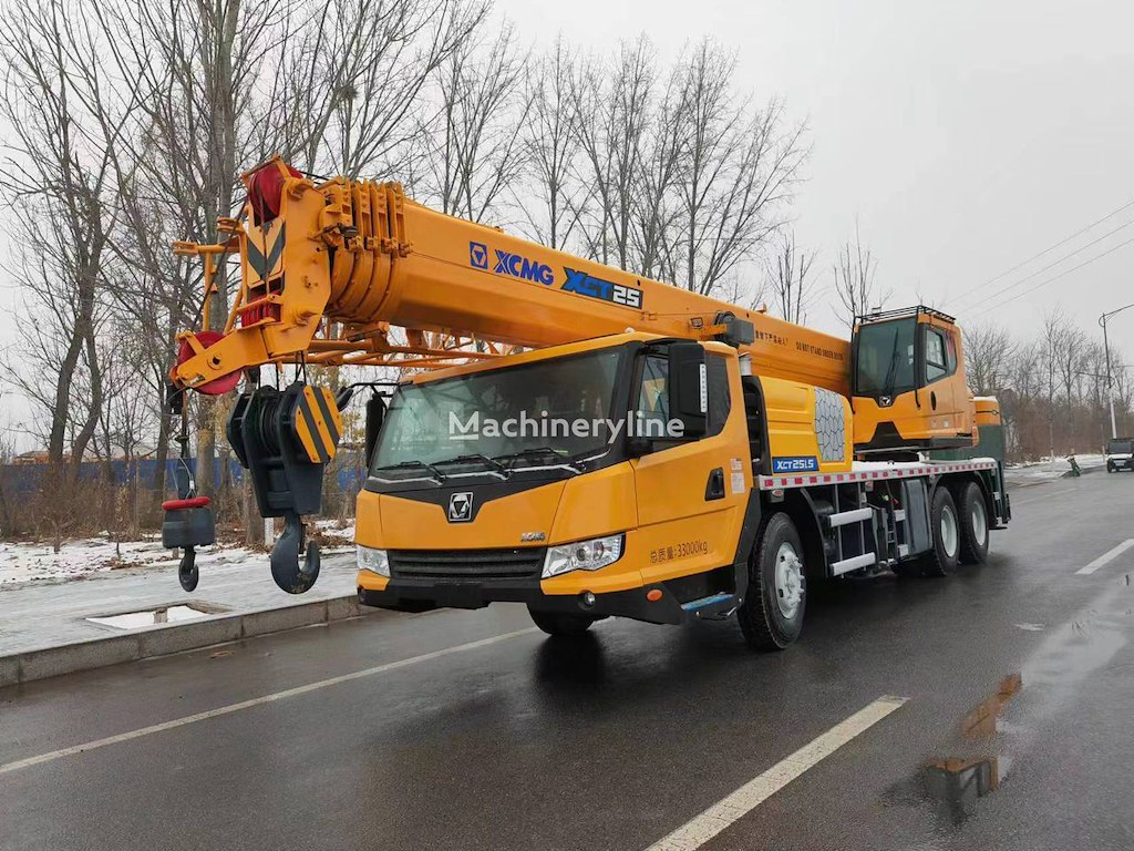 XCMG XCMG XCT5 25 ton used hydraulic mounted mobile truck crane on sa pokretna dizalica