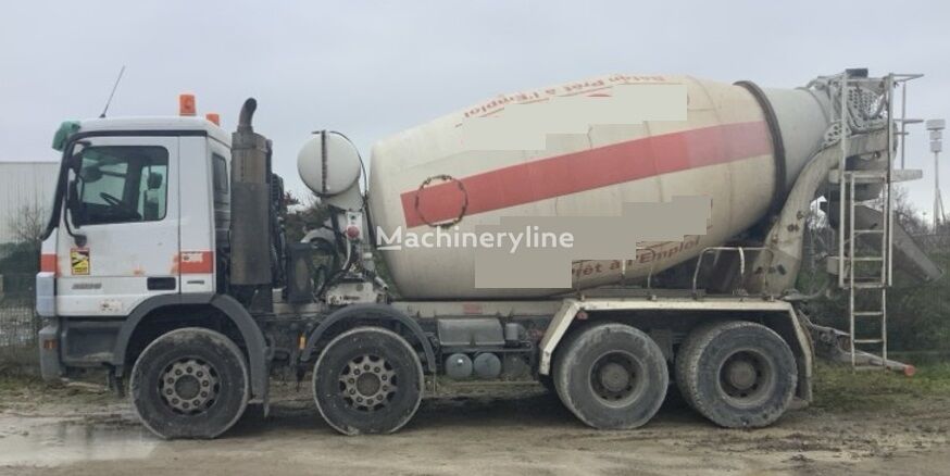 Stetter na šasiji Mercedes-Benz Actros 3236 kamion s mešalicom za beton